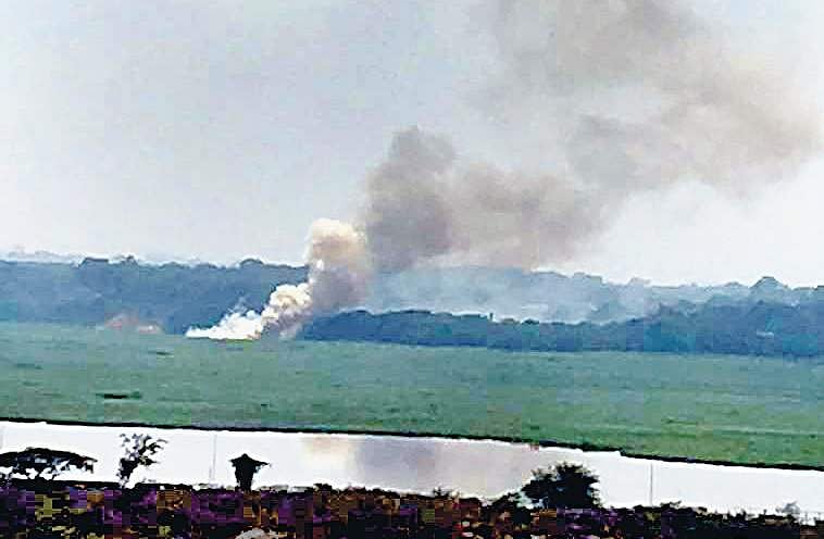 Fire on Bellandur lake bed sparks concern, officials blame villagers