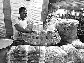 ‘Raid fast food outlets to check quality’