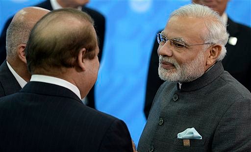 Modi, Sharif exchange pleasantries in Astana