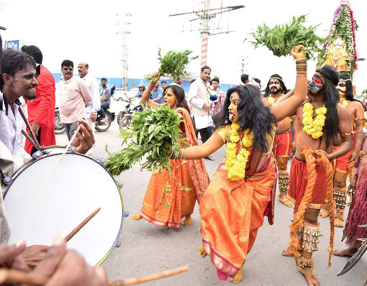 Hyd temples gear up for Bonalu today