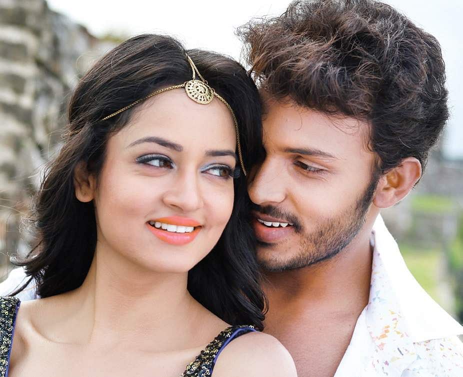 Saheba clears censors,to have a festive release