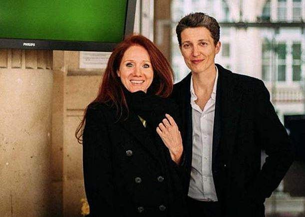 Dutch artist who aimed to say 'I do' 25 times, dies of cancer