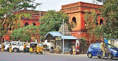 Subordinate courts in city lack basic public amenities