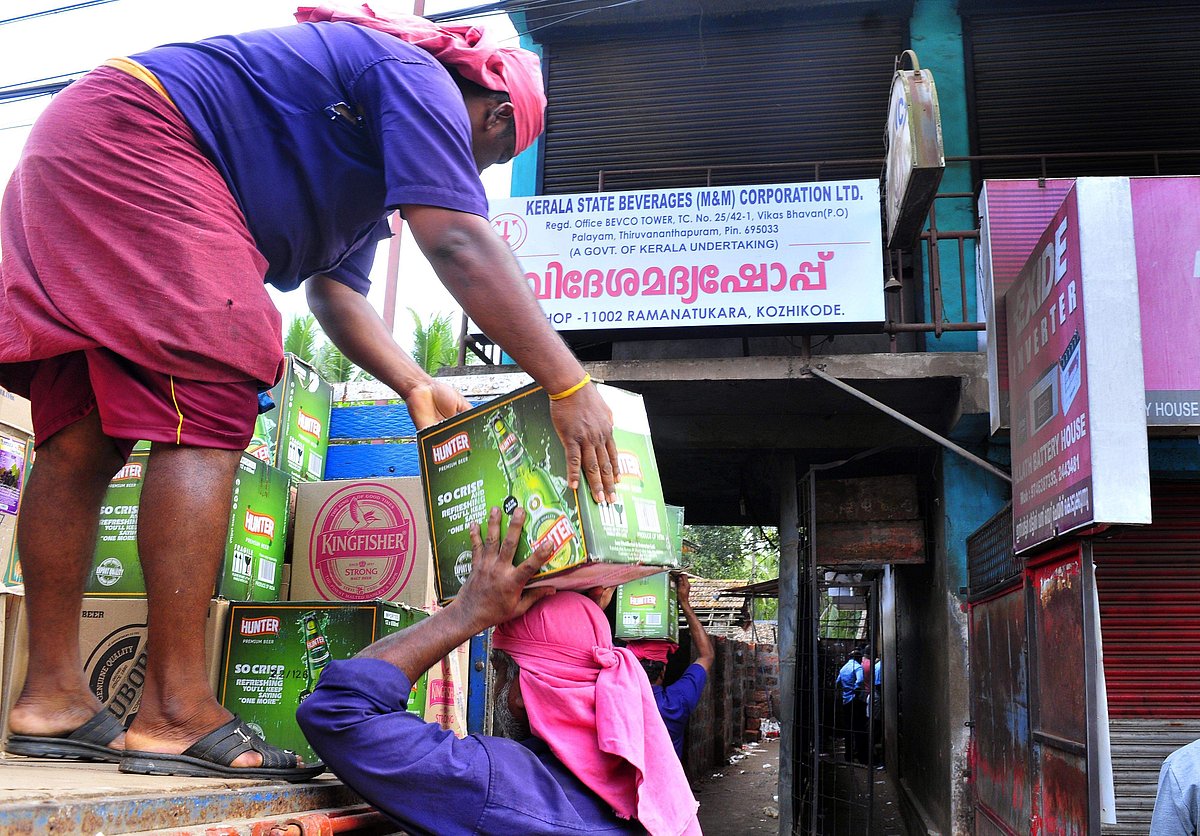 Big resistance likely as changes to Kerala Headload Workers Act proposed