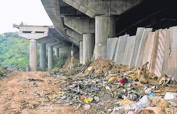 Garbage under ORR flyover hits the roof, literally