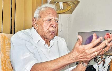 Wandering in many worlds: Justice V R Krishna Iyer