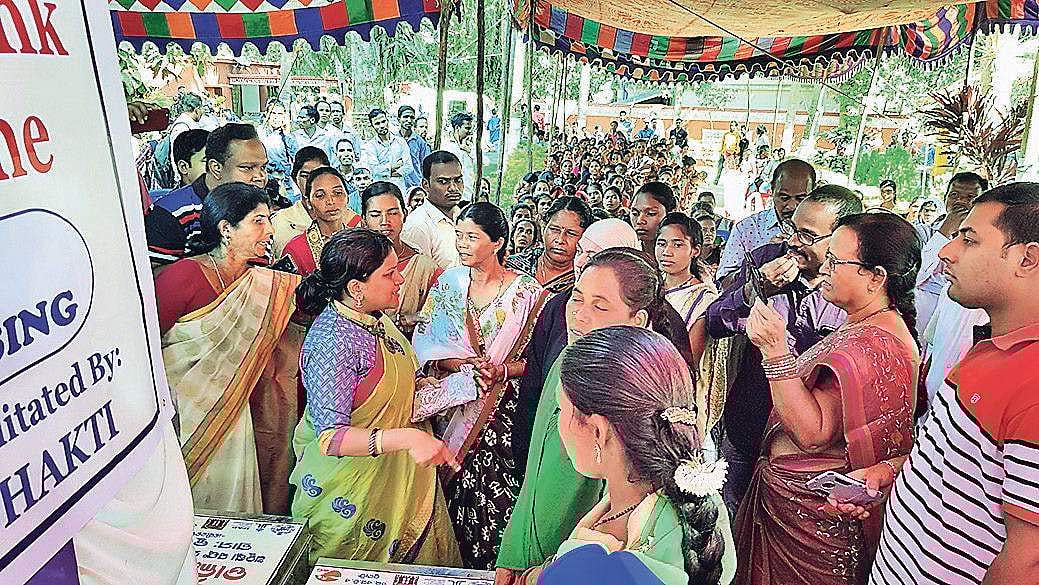 Rayagada collector launches vegetable cultivation programme for SHGs