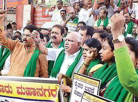 Sugar factory owners to present their side to CM Kumaraswamy