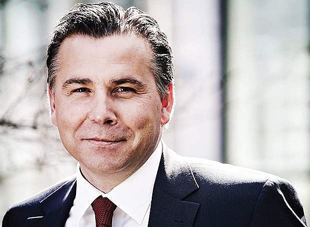 Jet appoints Robin Kamark as nominee director of Etihad