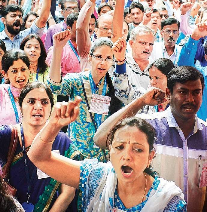 Nationalised bank employees go on strike, ops unaffected on Day 1