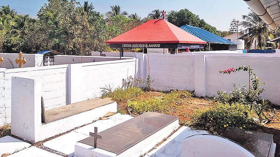 This Kerala cemetery is a resting place for various Christian denominations
