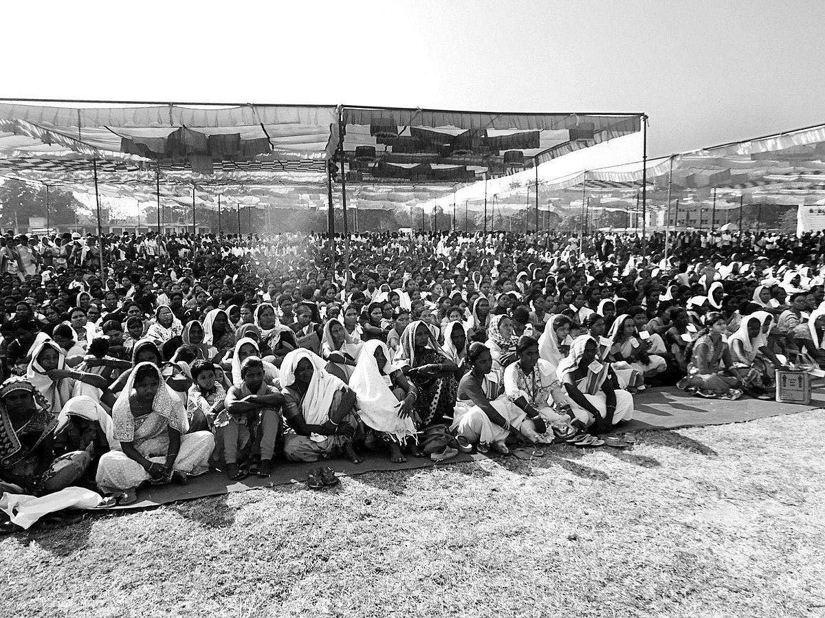 Tribals take to streets, seek traditional rules