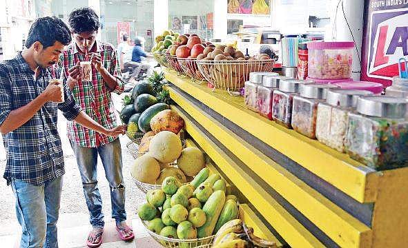 Lassi shop owners to take corrective steps