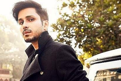 Amol Parashar turns dialogue writer for new web series