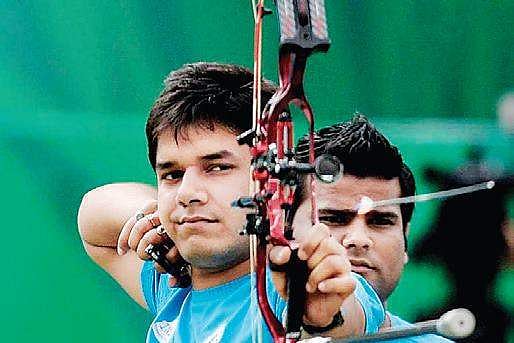 Compound archers in race for lesser metal