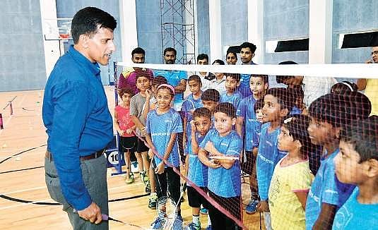 Former national coach Vimal Kumar visits Sports Hub