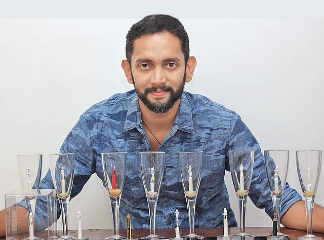 Meet this Kerala micro artist who creates macro world