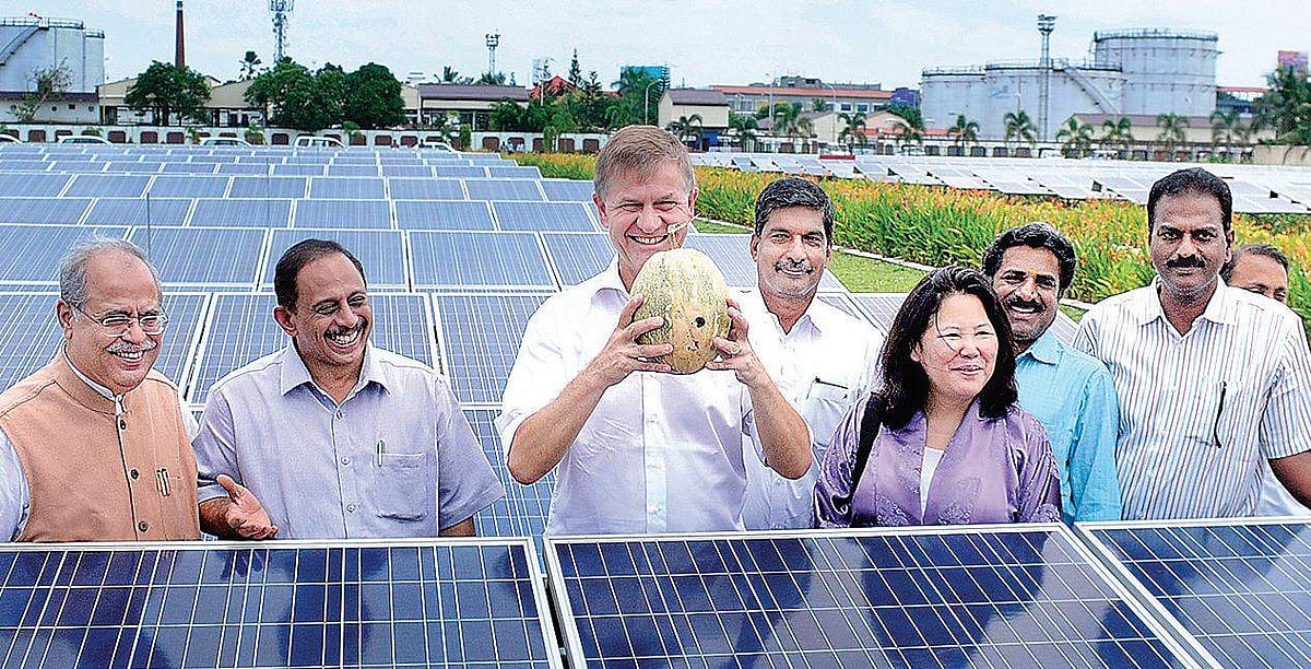 UNEP chief appreciates CIAL solar power plant