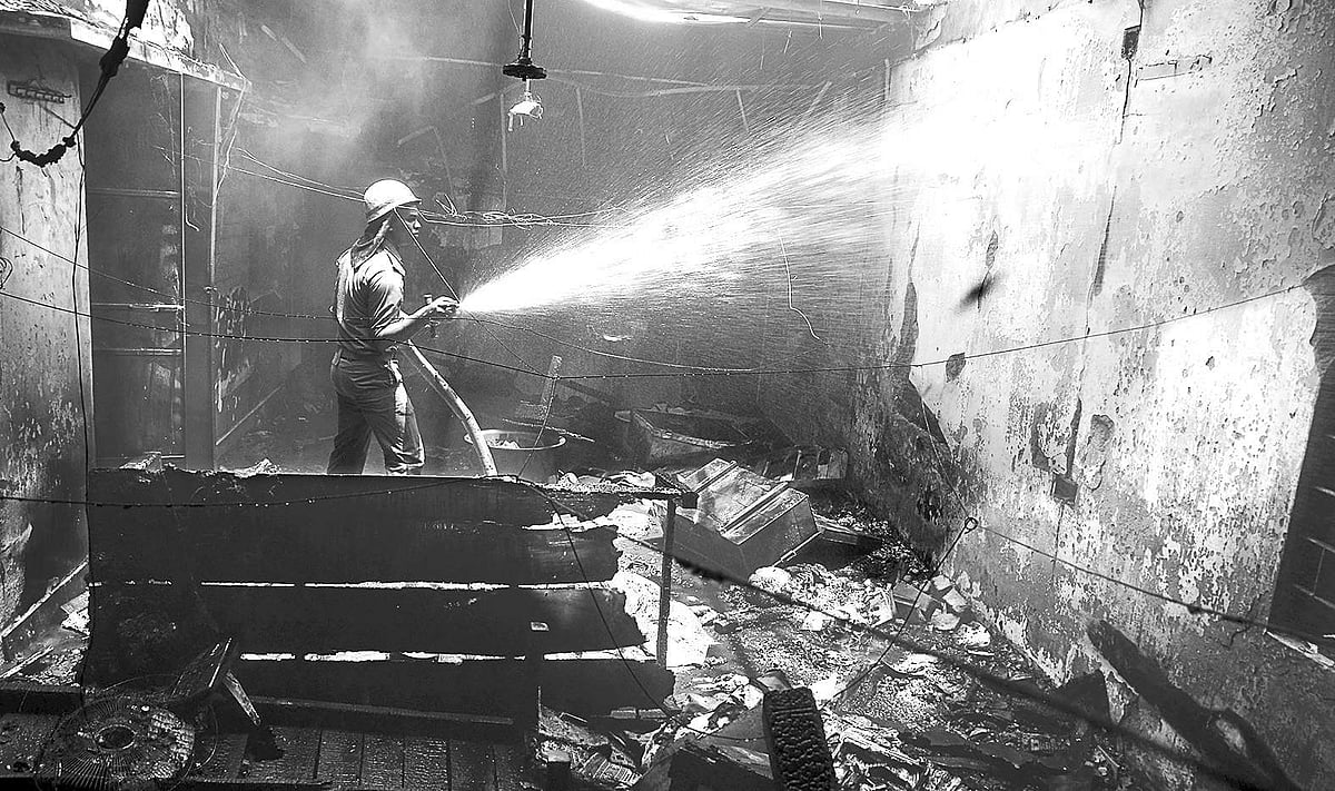 Major fire in Police barrack