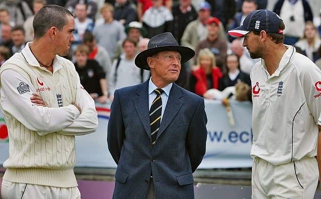 England great Geoffrey Boycott recovering from heart bypass surgery