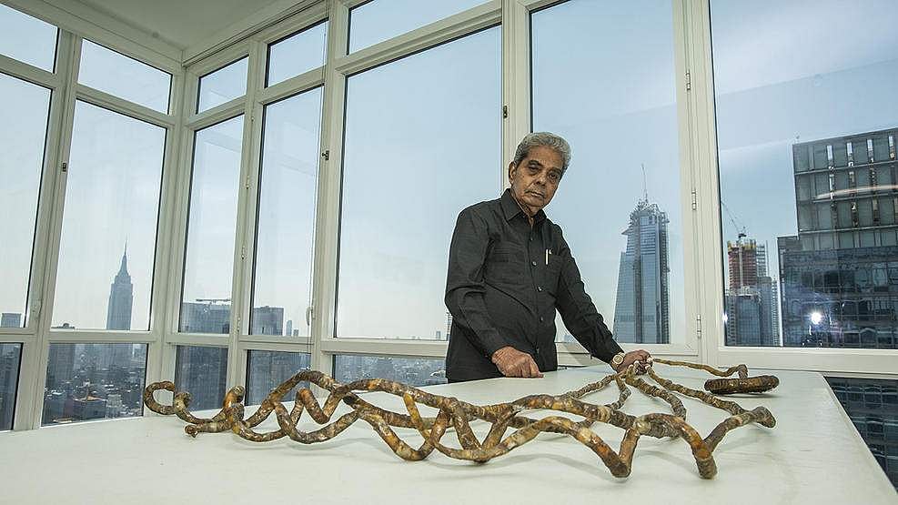 Pune man Shridhar Chillal with world’s longest fingernails cuts them ...