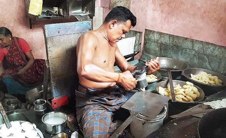 Lockdown woes: Not-so-crunchy Deepavali for Manapparai Murukku makers