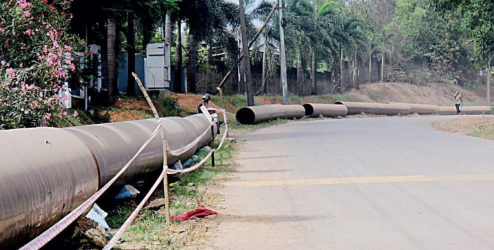 Bangladesh starts operations at country's first LNG terminal