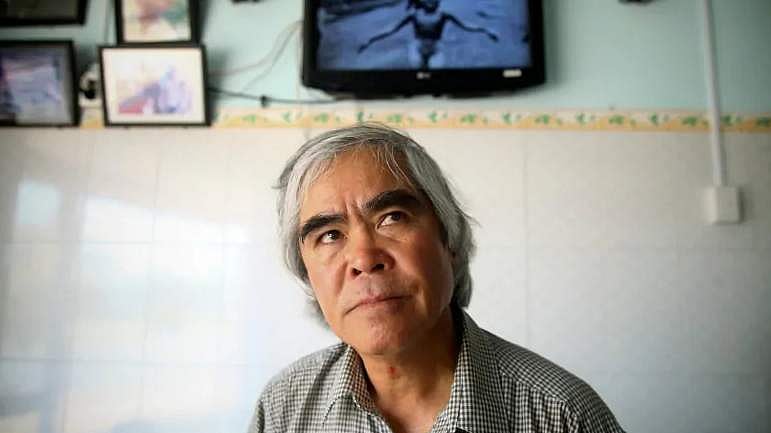 'Napalm girl' photographer Nick Ut remembers snapshots from Vietnam