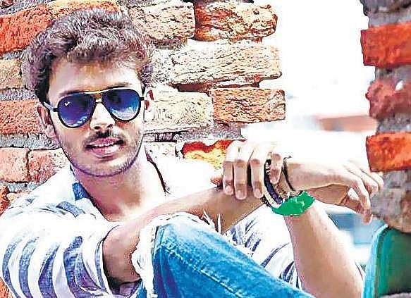 Monaranjan joins hands with debutant Manu for Mundina Nildana