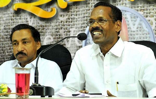 De-addiction centres in all districts: Minister T P Ramakrishnan