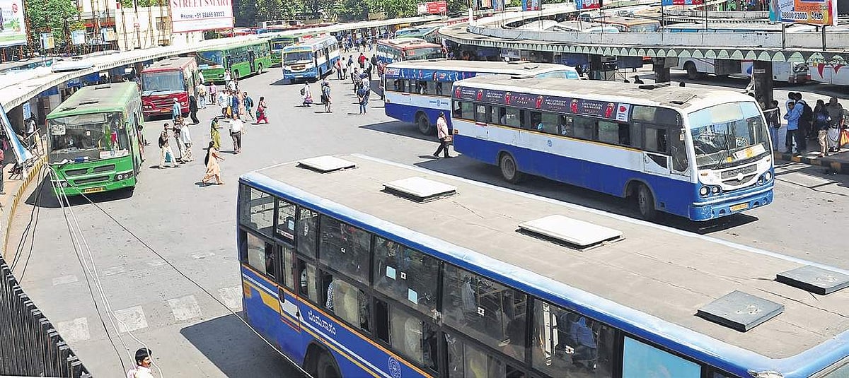 8,800 cases booked for parking at BMTC bus stops: Karnataka Home Minister