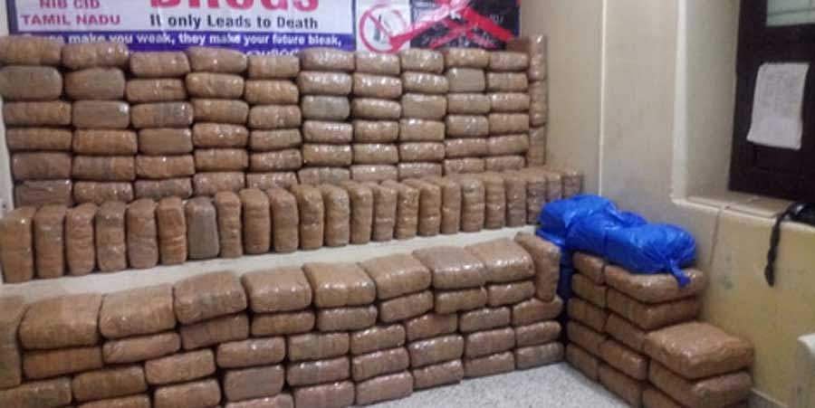 Two booked for smuggling ganja worth Rs 50 lakh from Andhra
