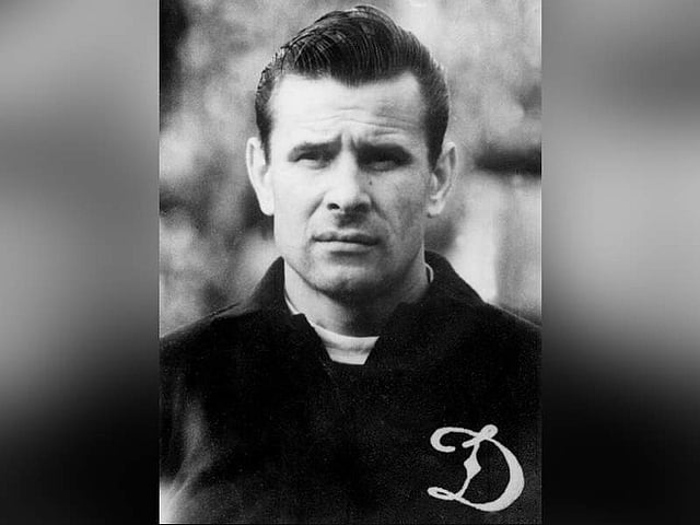 Remembering Lev Yashin the 'Black Spider': The best goalkeeper football ...
