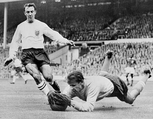 Remembering Lev Yashin the 'Black Spider': The best goalkeeper football ...