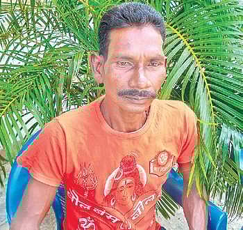 Castaway flies back home today