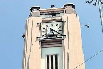 Mint Clock Tower in Chennai frozen at 5:20