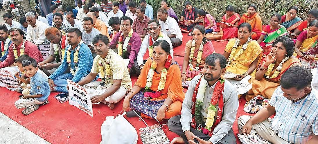 Day-long hunger strike keeps RTC fire burning