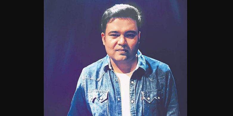 I write my songs in taxis, says lyricist Raj Shekhar