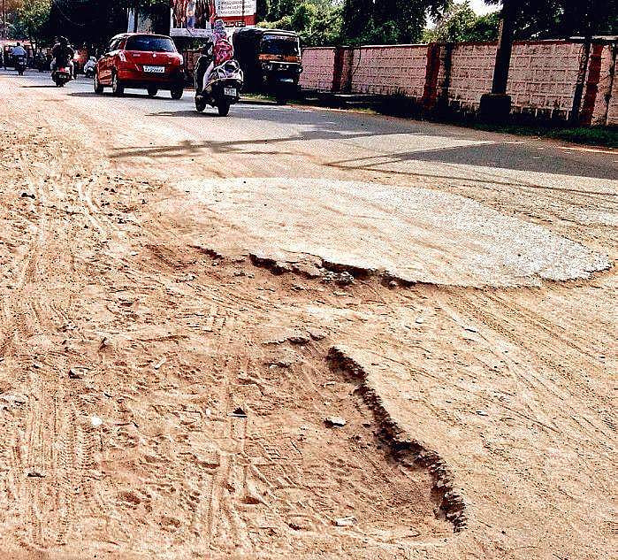 Poor repair work turns Cuttack road into nightmare