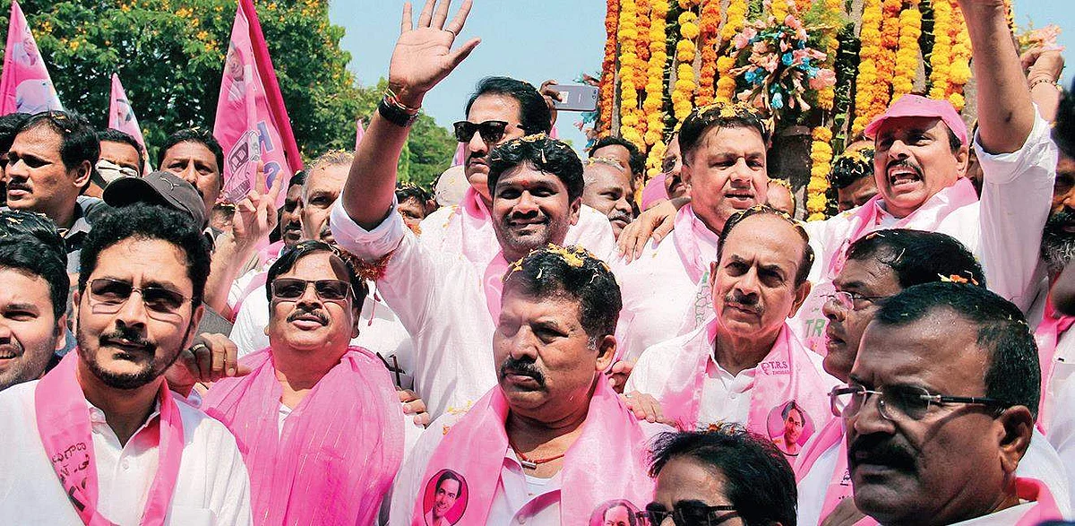 Battle lines drawn in Telangana Battle lines drawn in Telangana