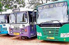 APSRTC regularises services of 866 conductors, 347 drivers