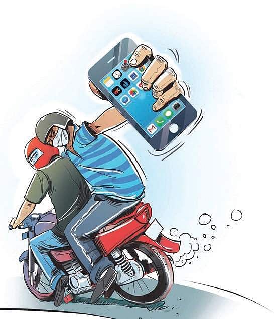 Snatching menace: Cop’s daughter falls victim