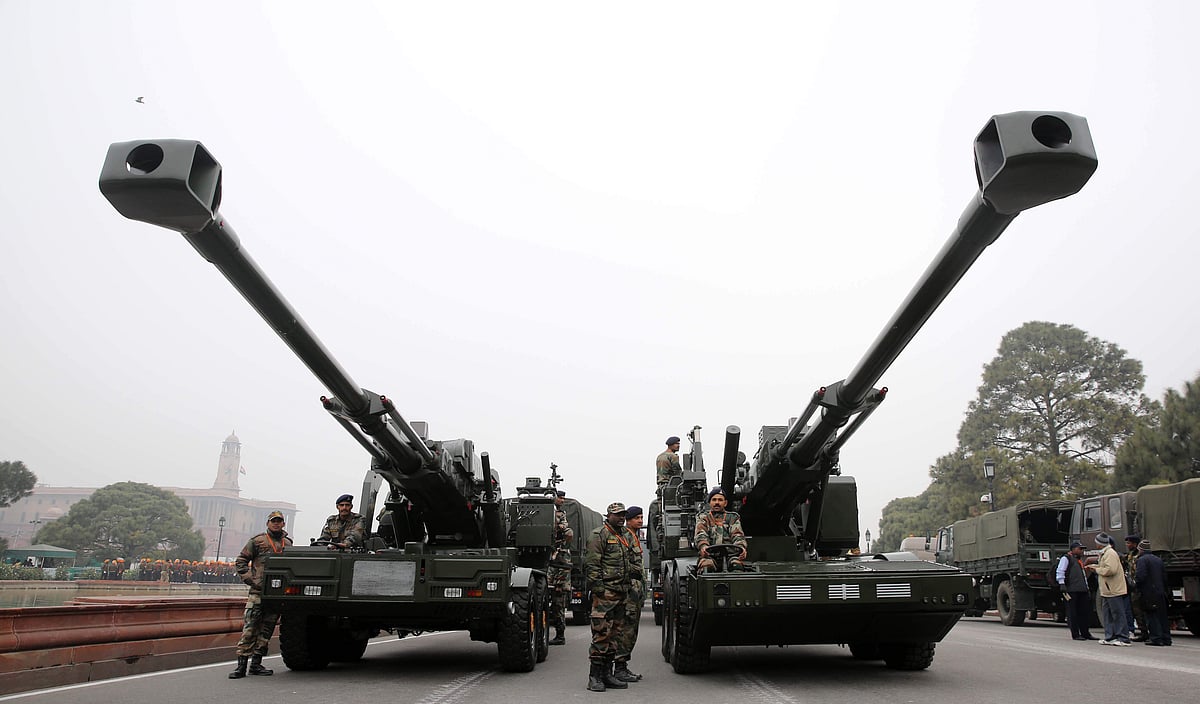 Army gets home-made long-range artillery Dhanush howitzer gun