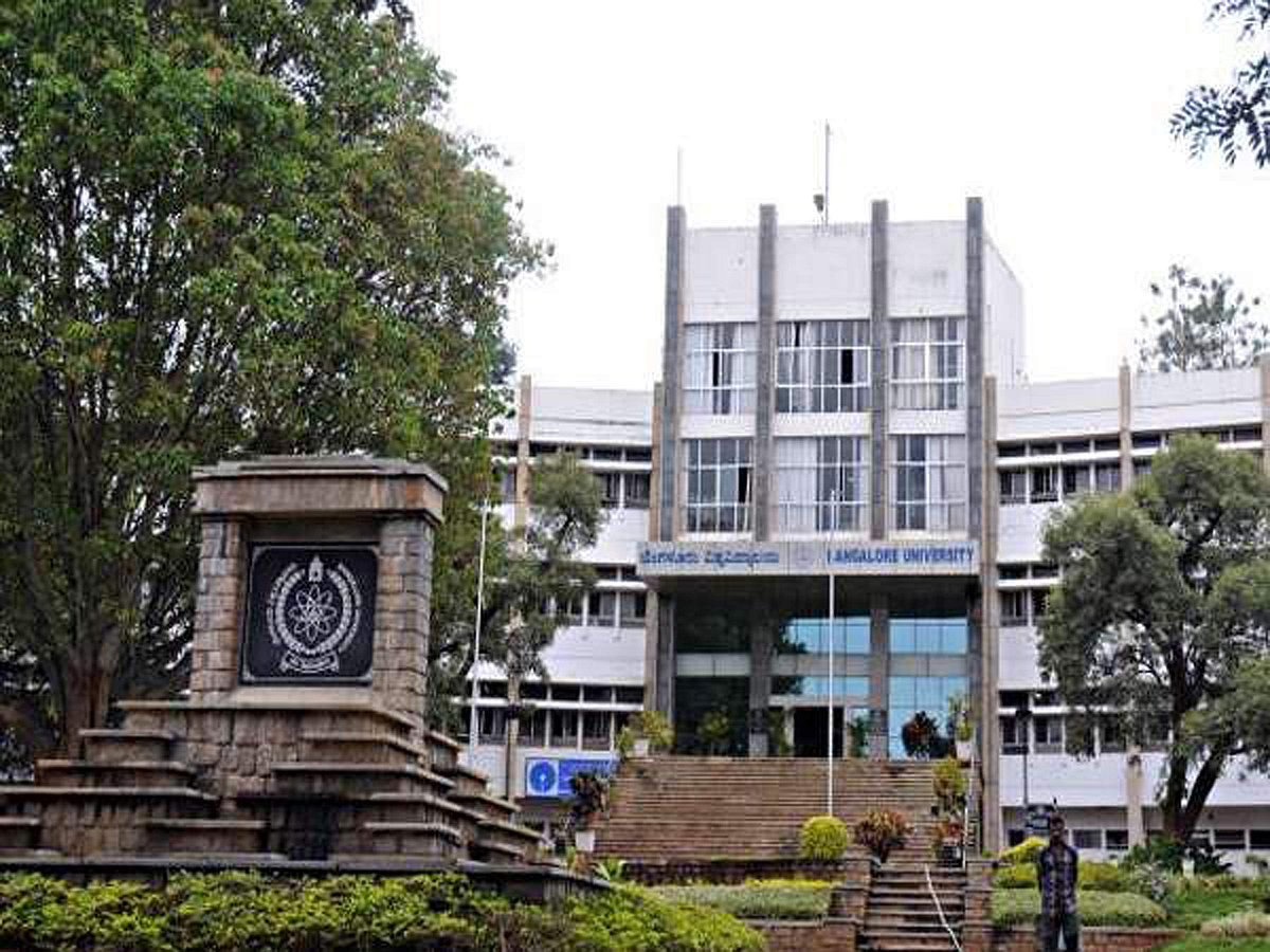 Bangalore University goes digital with degree marks cards