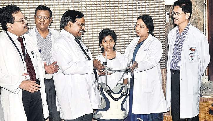 RGGGH doctors correct severe spinal deformity of 19-yr-old girl