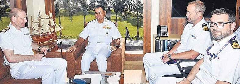British Royal Navy delegation visits Southern Naval Command