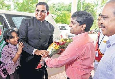 Thiruvananthapuram Collector K Gopalakrishnan gets warm welcome