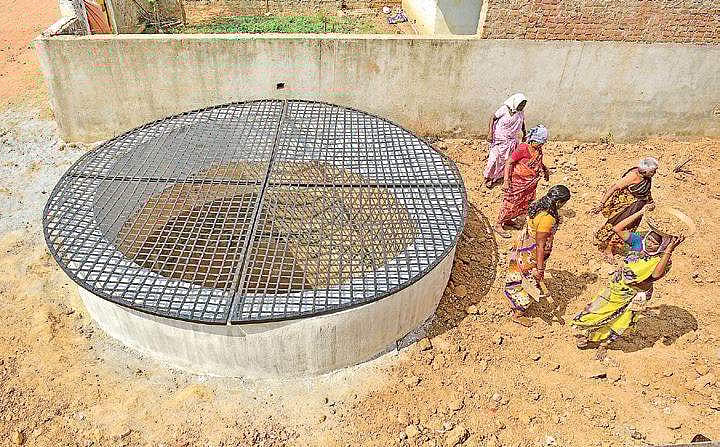 Alamathi locals come together to revive open well