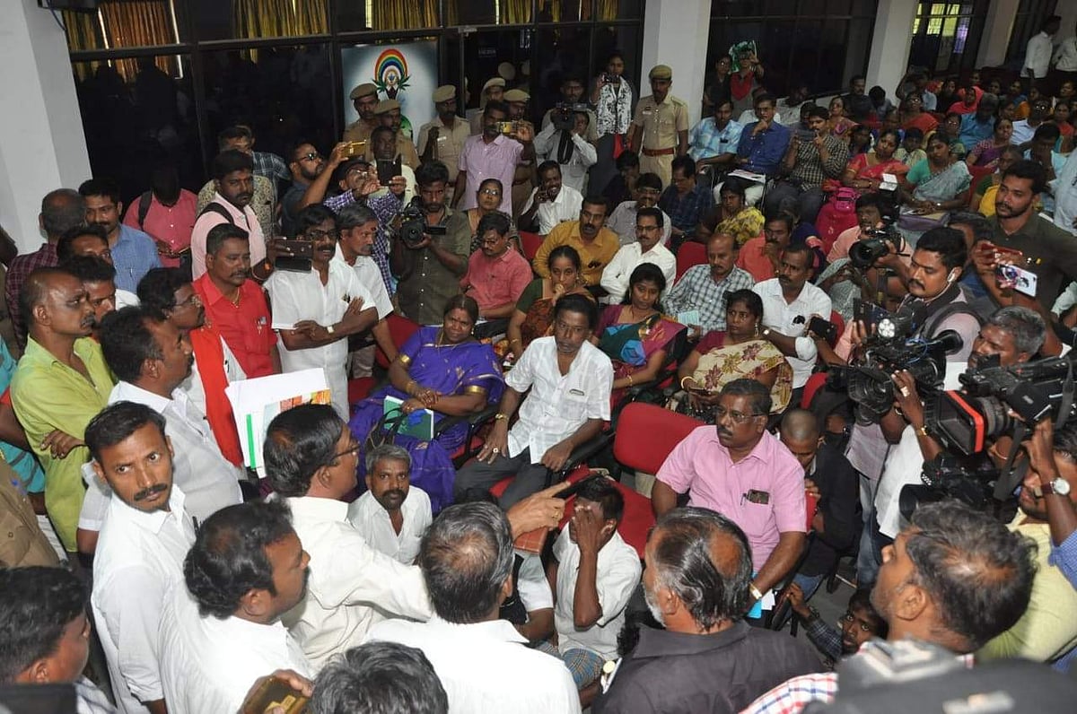 Outfits gatecrash TN meet on draft education policy, demand public ...