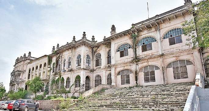 Errum Manzil: Telangana High Court asks government to submit 'Hyderabad ...